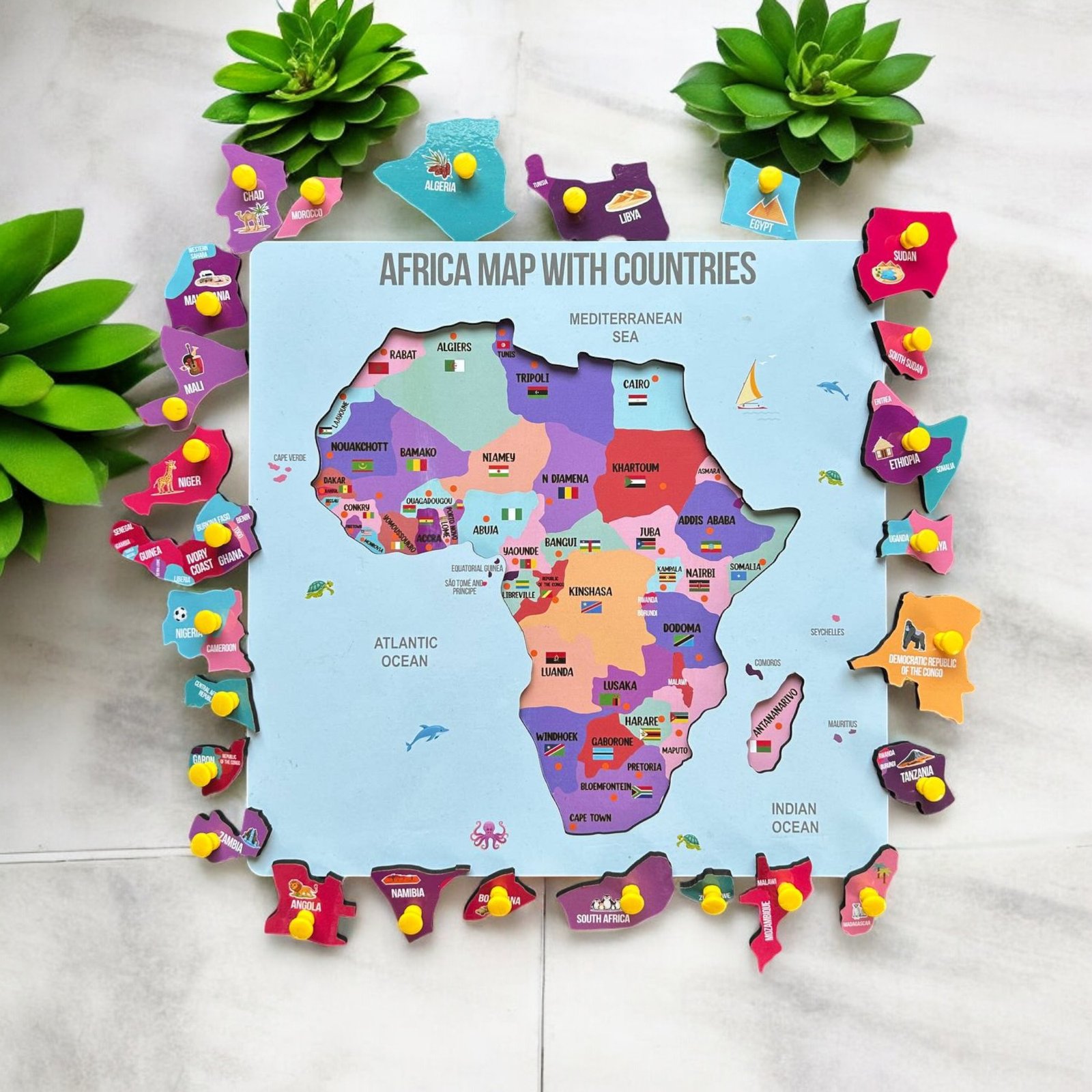 Africa Map Peg Puzzle - winkslab